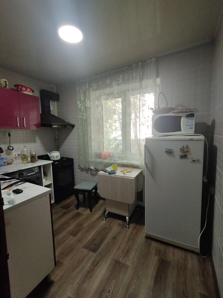 Срочно продается 2ком квартира ч обстановкой.Максим Горький