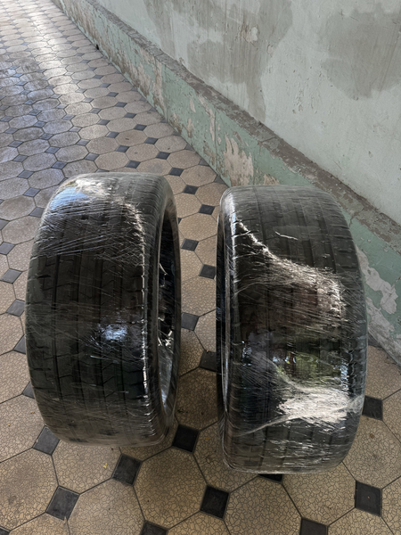 Резина Pirelli R22 для Zeekr 001