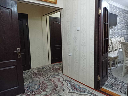 Продается 3х комнатная квартира 2этаж Юнусабад(м999)