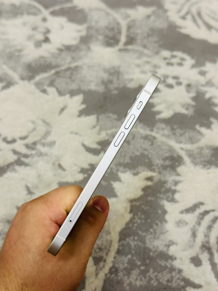 Iphone 12 90% yomkis