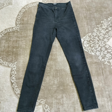 Джинсы скини на высокой посадке. Zara бренд