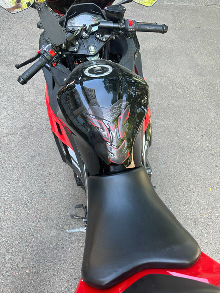 Kawasaki Ninja 400 / 2024