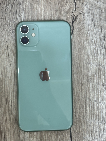 продается iphone 11 в отличном состоянии.