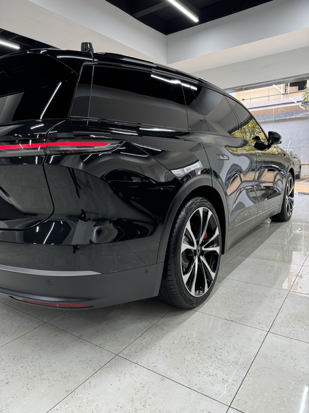 NIO ES8 Elektro сотилади