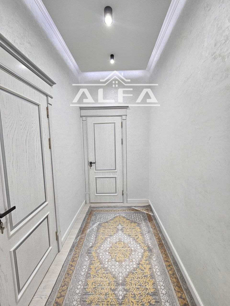 2 xonali 67m² 3-qavat sotiladi.