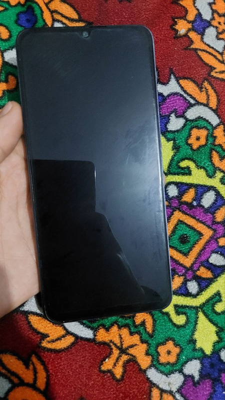 Redmi 13 C ram 8 doimiy 256
