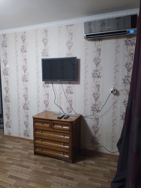 Сдаю свою уютную квартиру 1/1/4 после ремонта с удобствами обстановкой