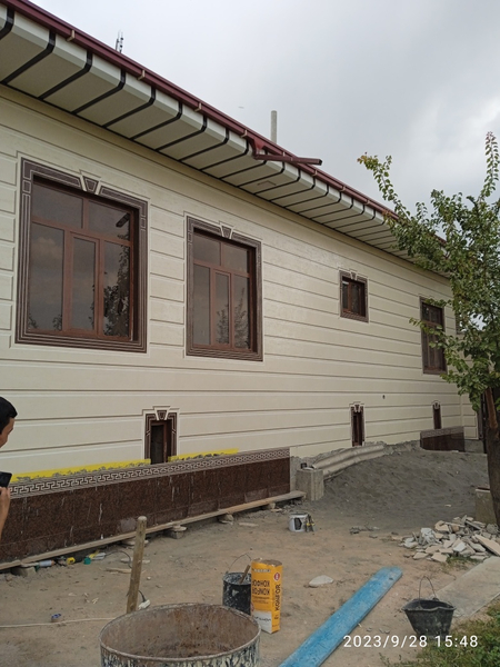 Jitki Travertin ustalar Samarqand boʻylab