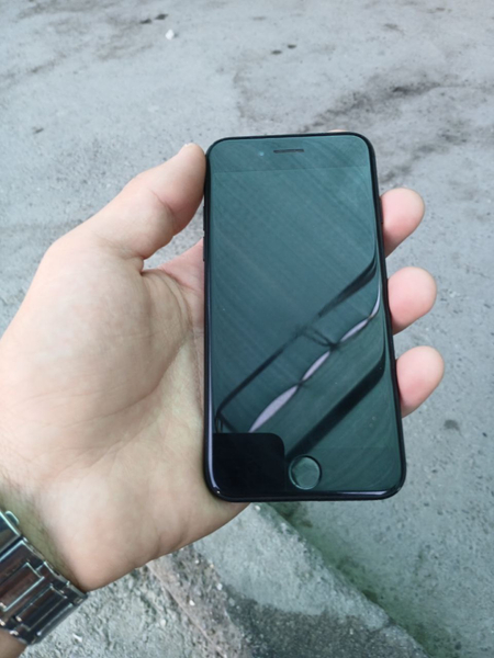 iPhone SE 2020 radnoy