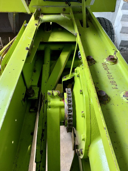 Claas markant 55