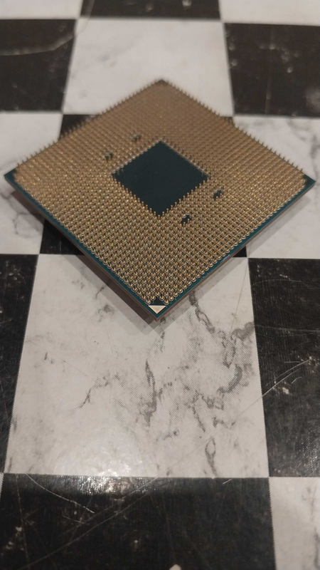 Open Box Процессор AMD Ryzen 7 3700X. С Новым кулером Wraith Prism RGB