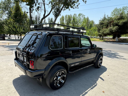 Lada 4x4 sotiladi