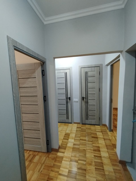 Продаётся 2/3/5 на Карасу-6