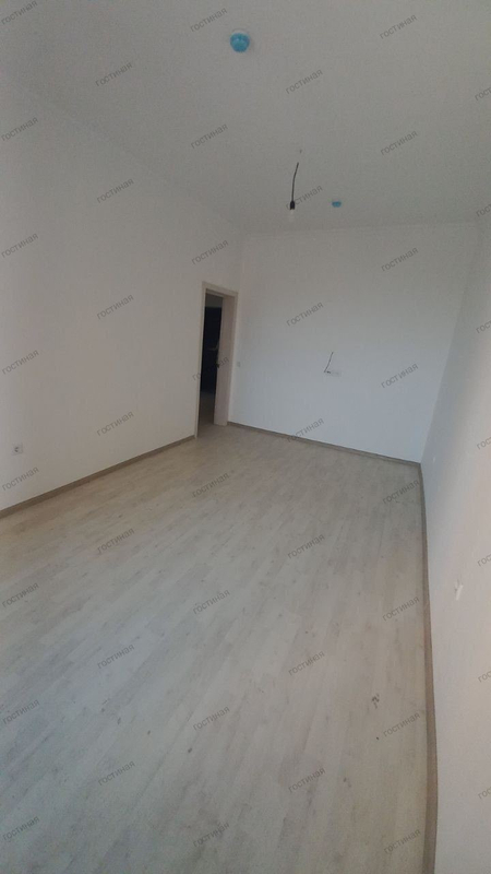 Сотилади. ЯнгиДархон массив. 2/13/16.  54м²