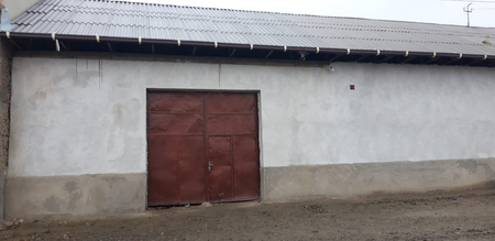Uy sotiladi 11 sotxli hamma sharoiti bor. Iska qishlog'i