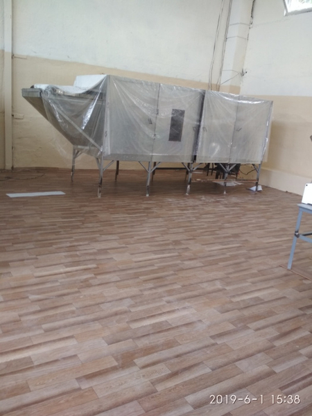 Настилка линолеума и пайка швов