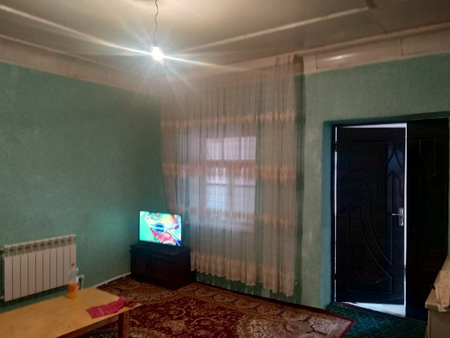 6 sotixli 6 xonali uy sotiladi