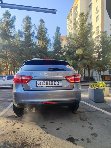 Lada Vesta SV свежая мшина с маленьким пробегом.