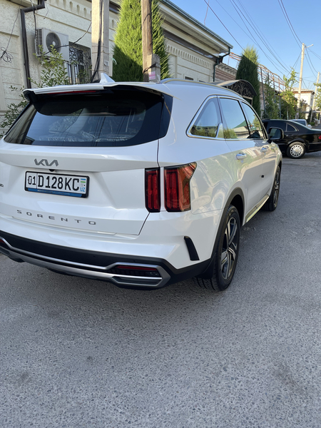 Kia sarento 2022 3.5mator Full pazitsa srocna sotiladi
