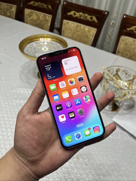 Iphone 12 pro,сотилади