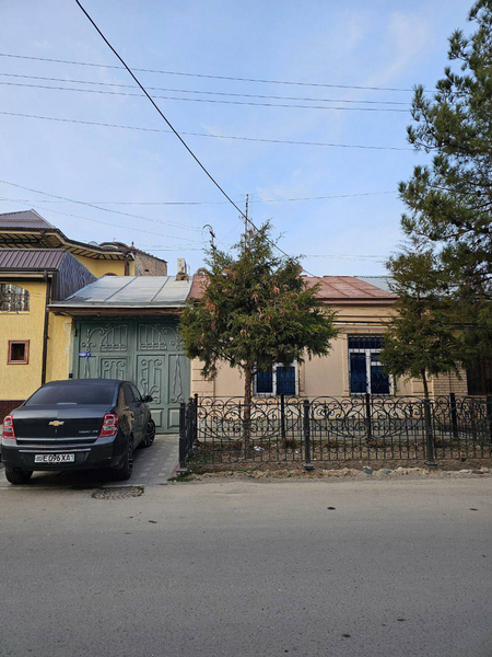 Продаётся дом 2.3 соток, ор. Дошкольная