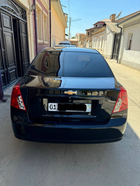 Lacetti 2022 aftamat srochna sotiladi