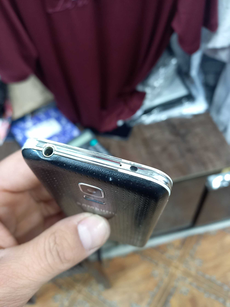 Samsung  S 5 mini sotiladi