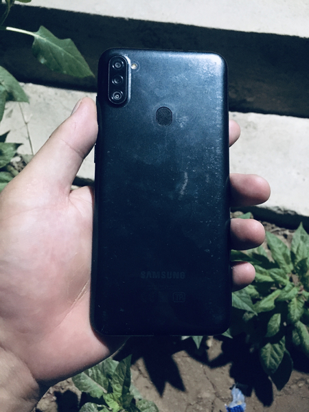 Samsung a11 sotiladi