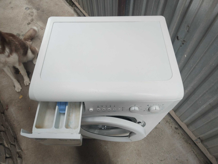 Продам Автомат Indesit 6 кг в отличном состоянии.