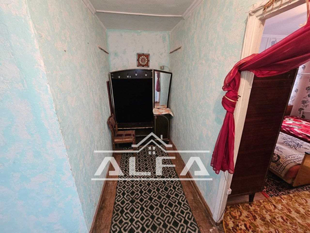 2 xonali 58m² 4-qavat sotiladi.