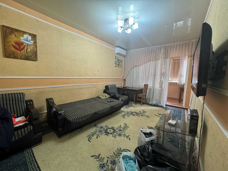 Продаётся квартиры 3/3/4 на Юнусабадском районе 11-й кв (J2312)