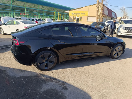 Sroʻchne sotladi Testla dual matoʻr