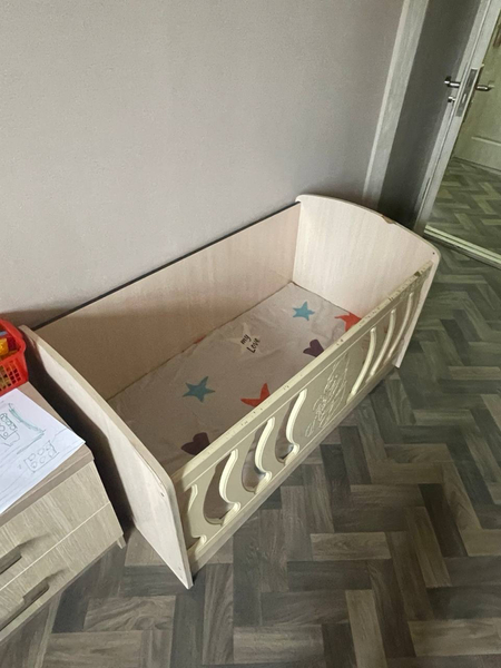 Продается детская кроватка