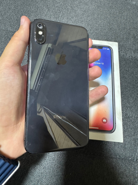 Iphone X sotiladi