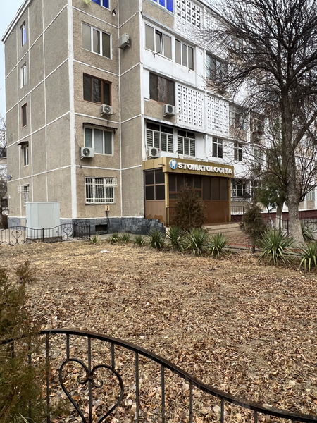 квартир сотила 5 хона. нотурар килинган. 7 микррайон 1 этаж