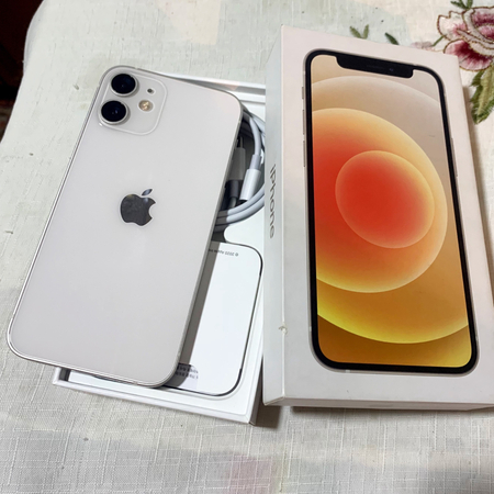 Apple iPhone 12 mini