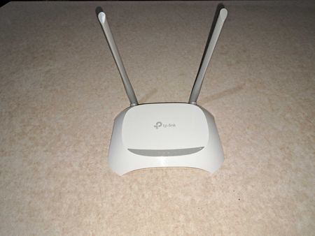 Wi-fi Роутер 4в1 300 мегабит TpLink в ИДЕАЛЬНОМ СОСТОЯНИИ