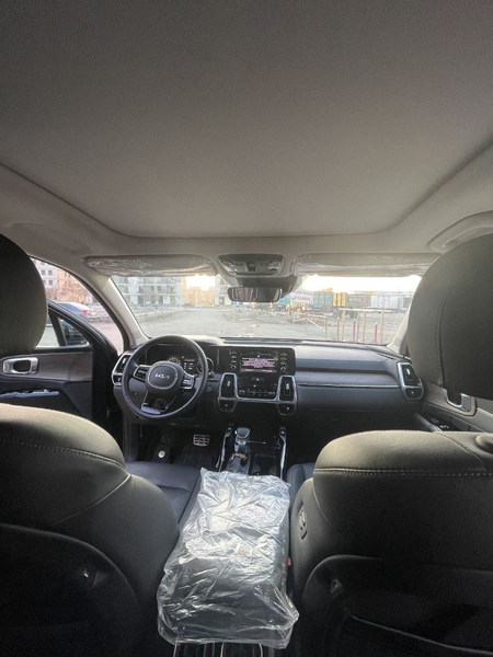 Kia Sorento 2023 sotiladi