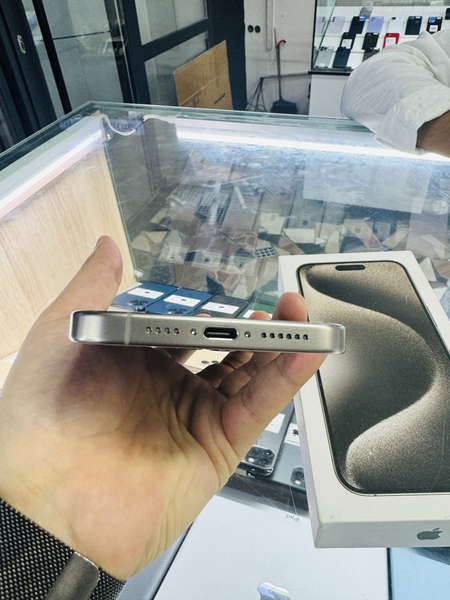 iPhone 15 Pro Max 256 gb natural