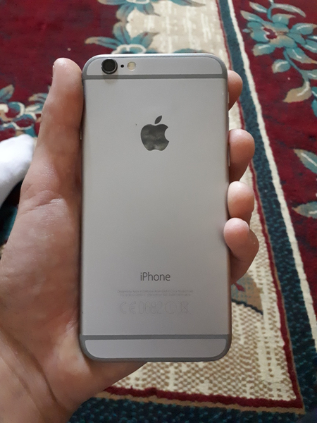Iphone 6  sotiladi