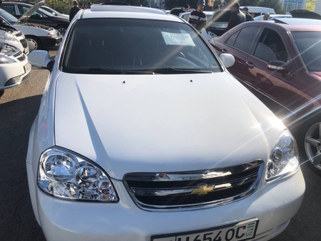 Arenda lacetti 1.8avtamat