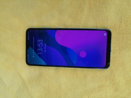 HONOR 9.  64 G tiniq