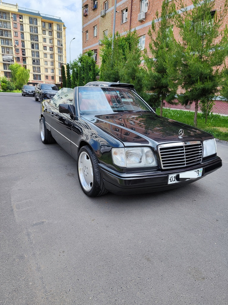 Klip, Rolik, wunga uxwaw barcha xizmatlar Mercedes-Benz. 124 Cabriolet