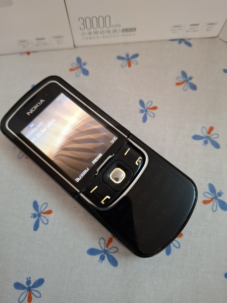 Nokia 8600 Luma состояние хорошее