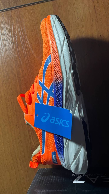 ASICS   кроссовки