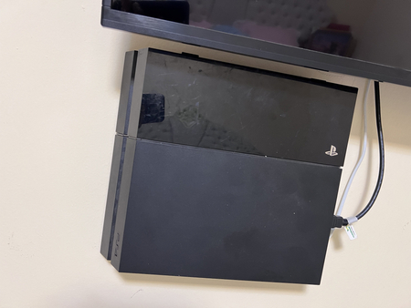 Sony PS 4 500Gb versia 10.5