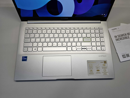 ПРОДАМ Asus VivoBook 15 OLED Ноутбук Core™ i5 11-ПОКОЛЕНИЯ/8GB/512SSD.