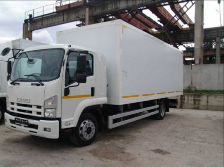 5 tonnalik dizelda yuradigan isuzu sotiladi