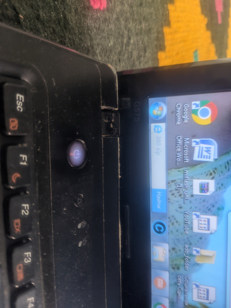 Notebook Lenovo G575