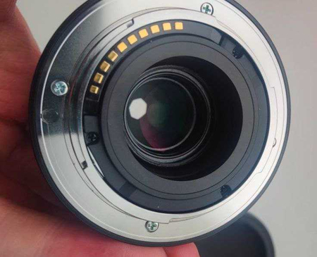Объектив Sony 24mm f 1.8